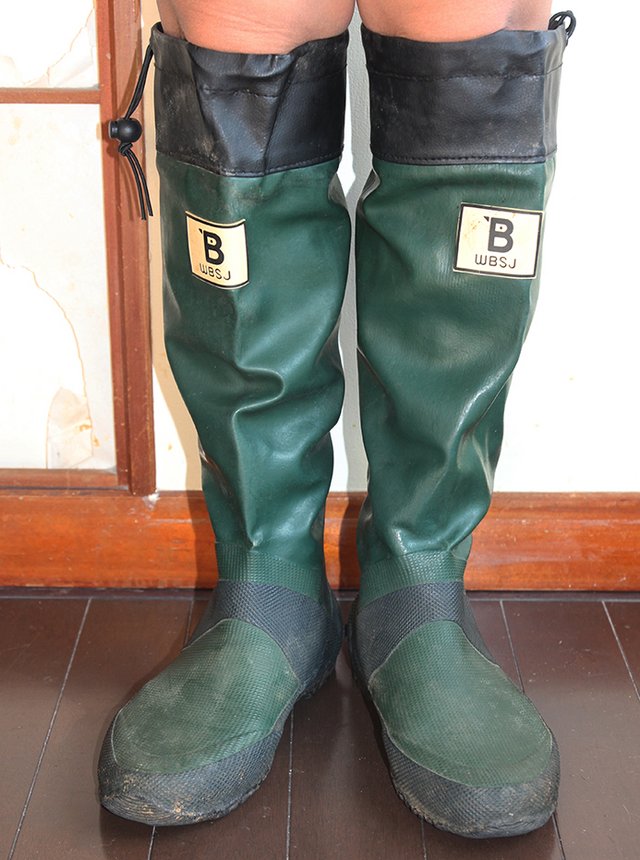 Farming Japanese 'B' boots | Shoes for sale on Okinawa bookoo!