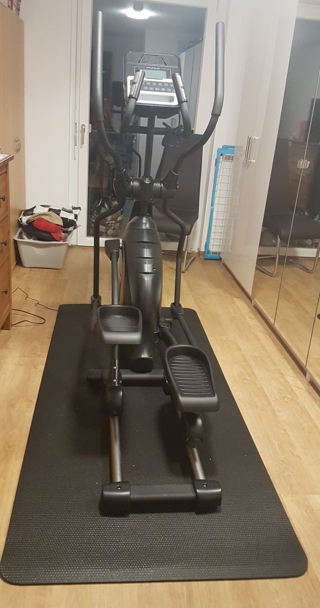 Hammer Finnlo E3000 Elliptical trainer | Exercise for sale on Stuttgart ...