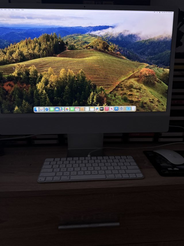 Apple iMac 24 in. Retina Display M3 Chip 8 Core CPU 8 Core GPU 8GB RAM ...