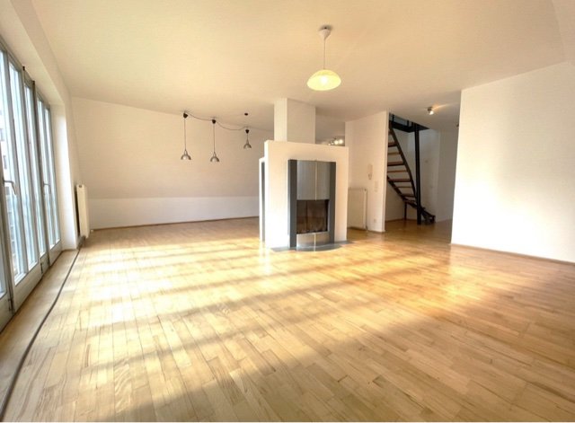 Charming 2-Bedroom Apartment in the Heart of Amberg’s Old Town | Rental ...