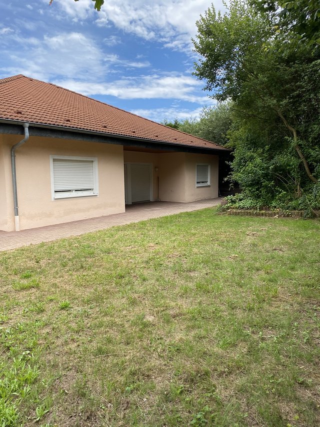 Bungalow in Oberstaufenbach, ready to move in | For Sale - by agent for ...