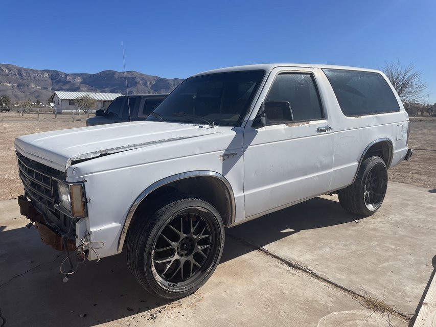 1988 Chevy S10 Blazer | Vans & RVs for sale on Holloman bookoo!