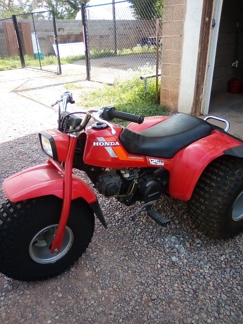 3-Wheeler | Motorcycles for sale on Holloman bookoo!